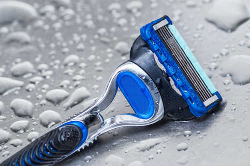 Electric Shaver vs Razor: What’s the difference?