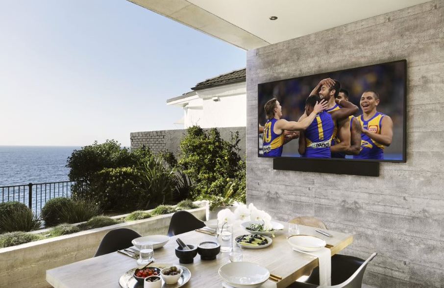 Samsung's Outdoor 4K Smart TV Wins Canstar Blue Innovation Award 2021