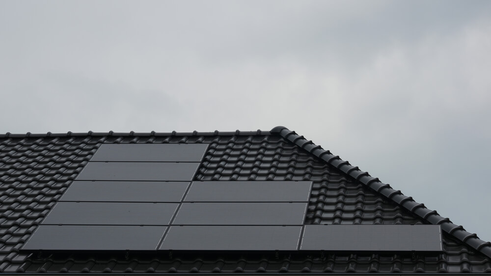 Black Solar Panels: Everything You Need To Know | Canstar Blue